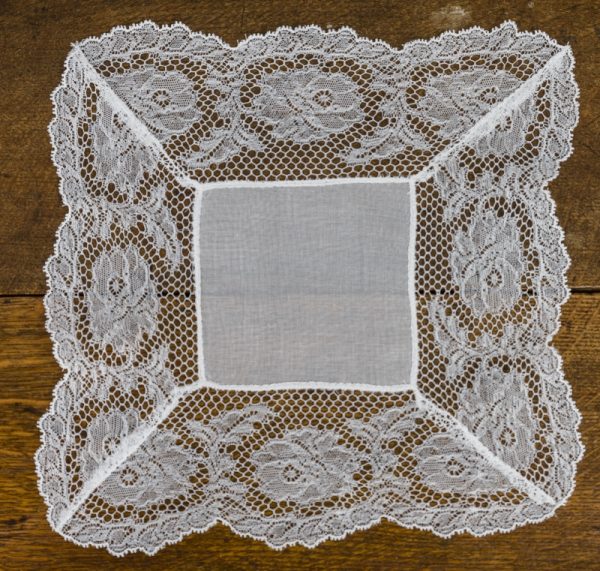 Edwardian Elegance Handkerchief - HF3272 – Kitty Fisher